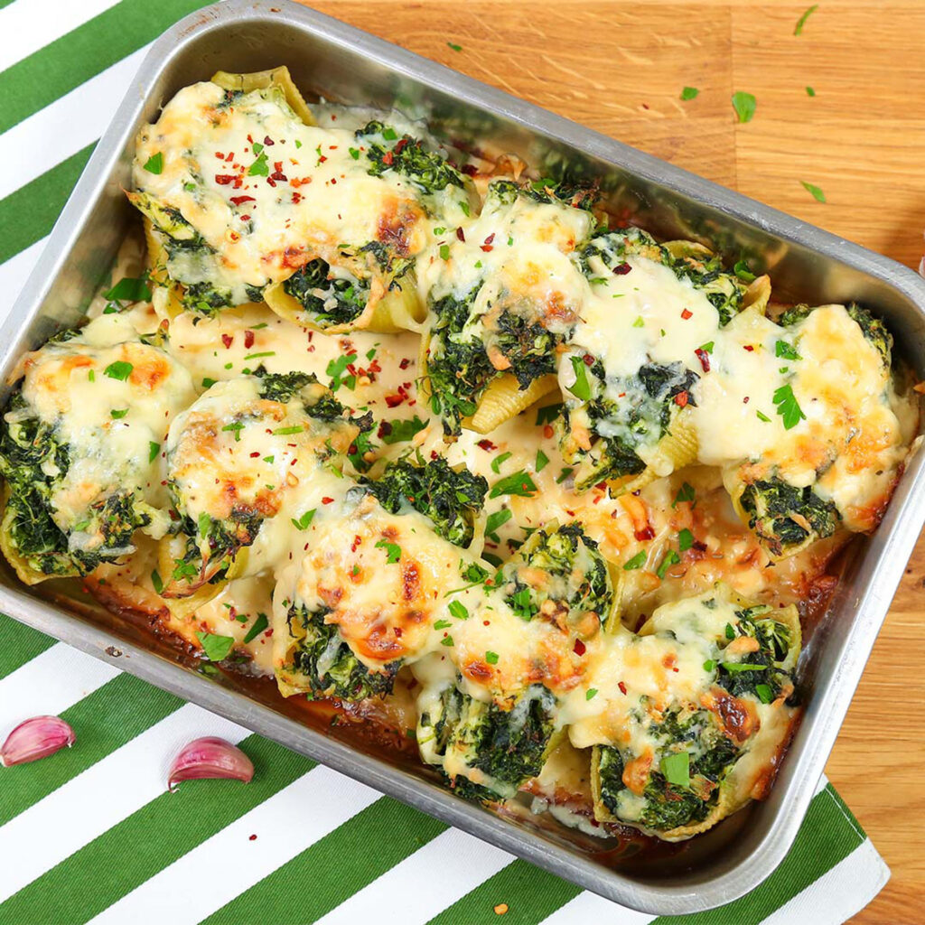 Chicken Alfredo with Spinach Stuffed Shells - The Domestic Geek