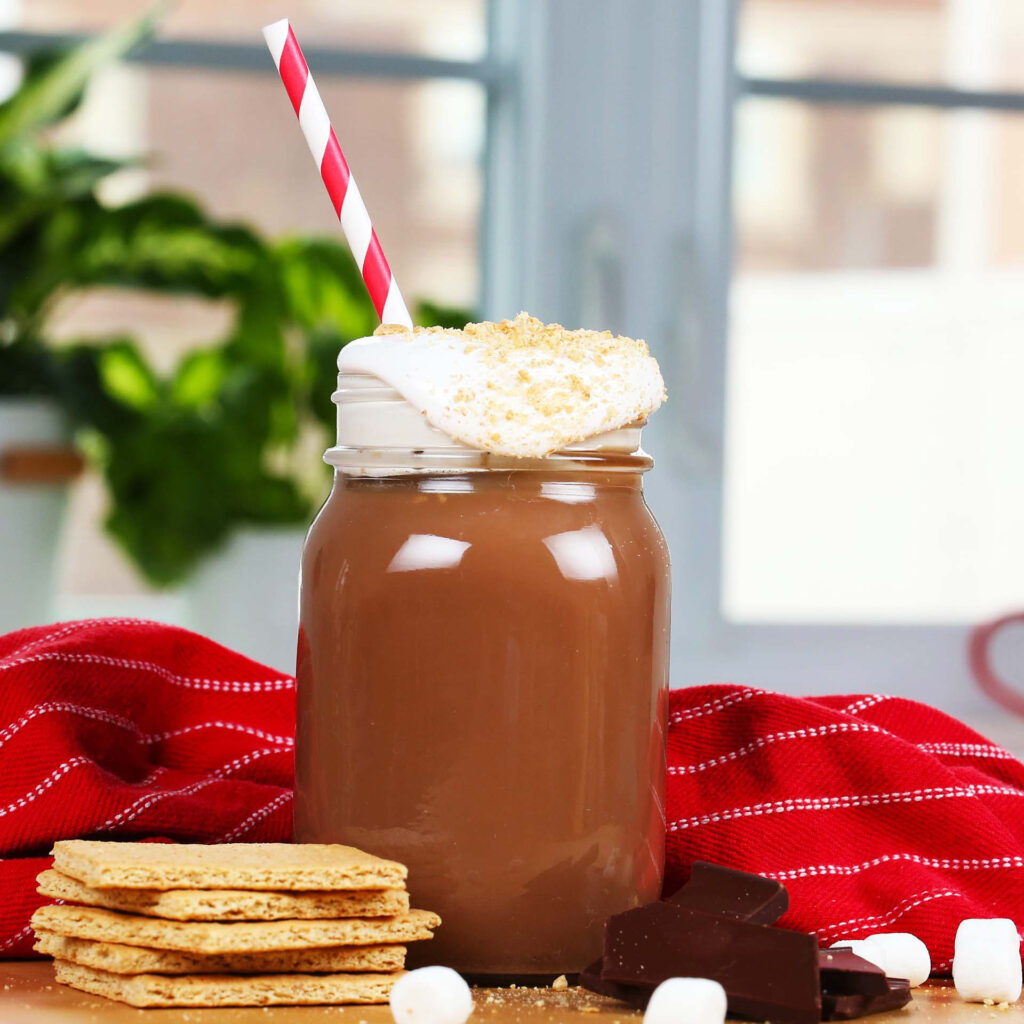 Blended Smores Iced Coffee - The Domestic Geek