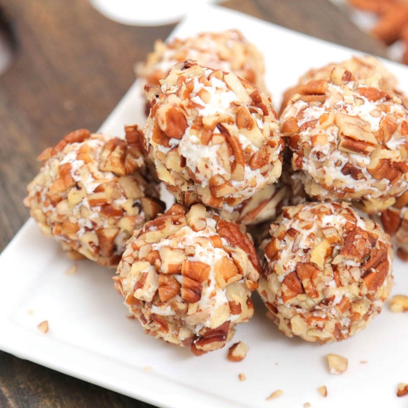 Grape & Goat Cheese Snack Bites - The Domestic Geek