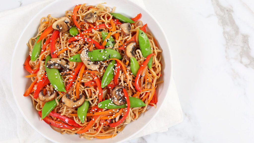 Lo Mein - The Domestic Geek