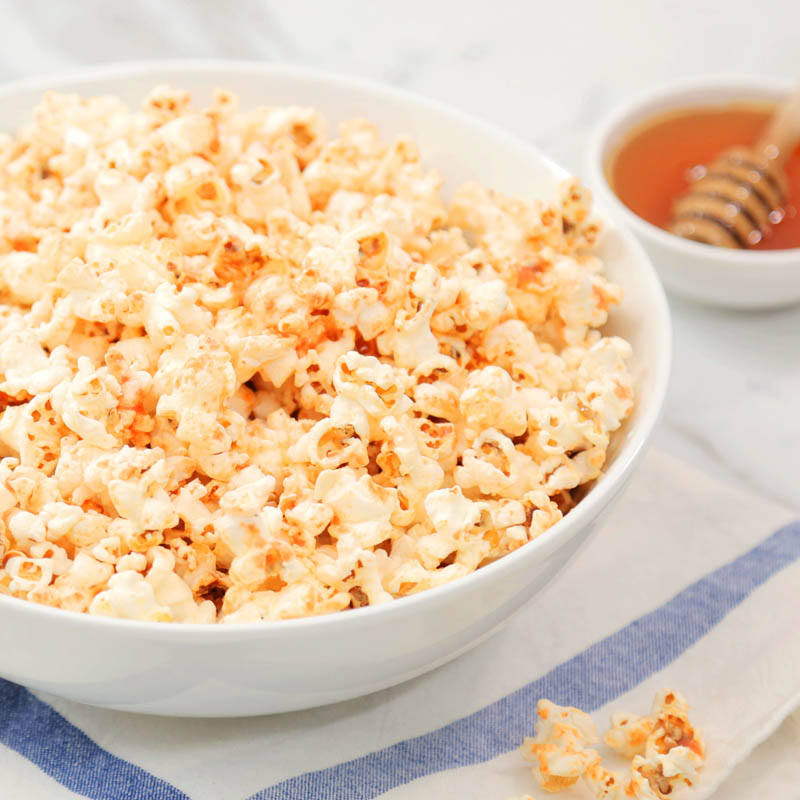 Sweet & Spicy Popcorn - The Domestic Geek