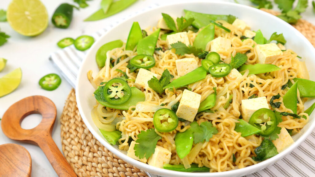 Thai Green Curry Ramen - The Domestic Geek