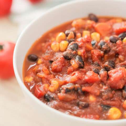 Vegetarian Black Bean Chili - The Domestic Geek