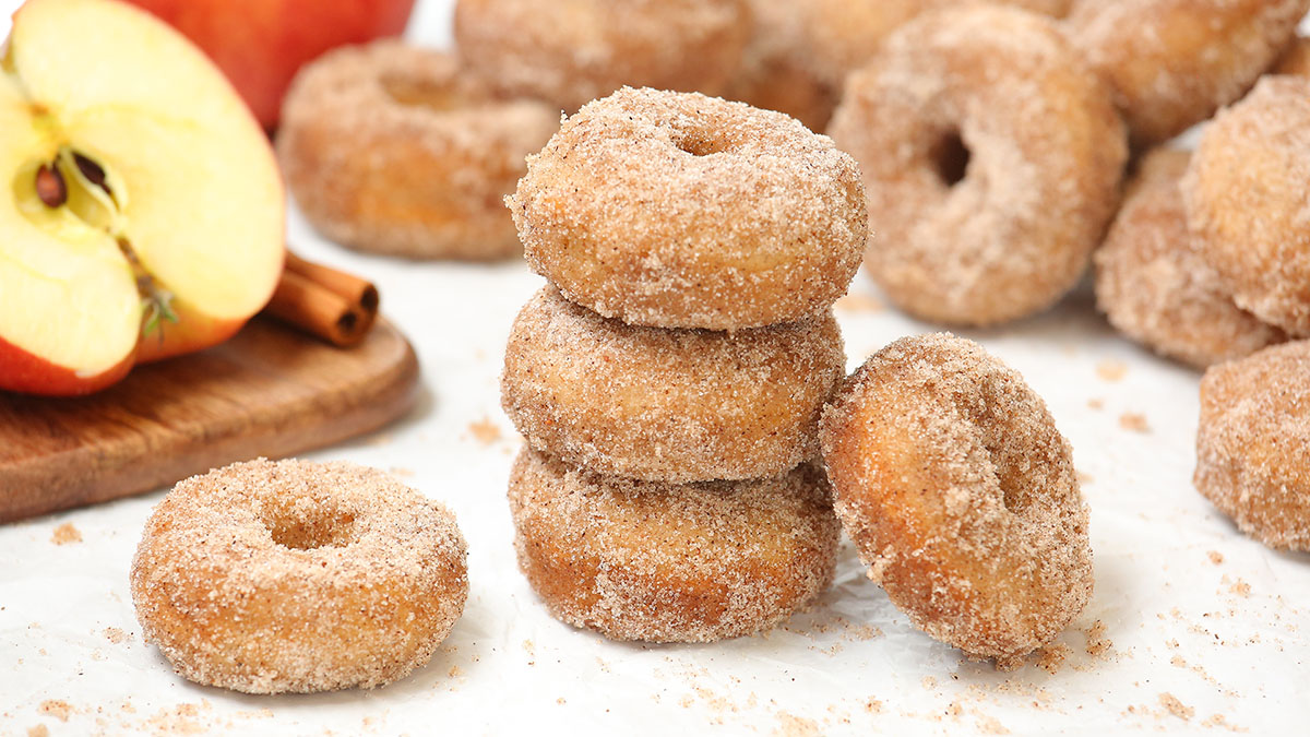 Apple Spice Donuts - The Domestic Geek