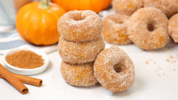 Pumpkin Spice Donuts - The Domestic Geek